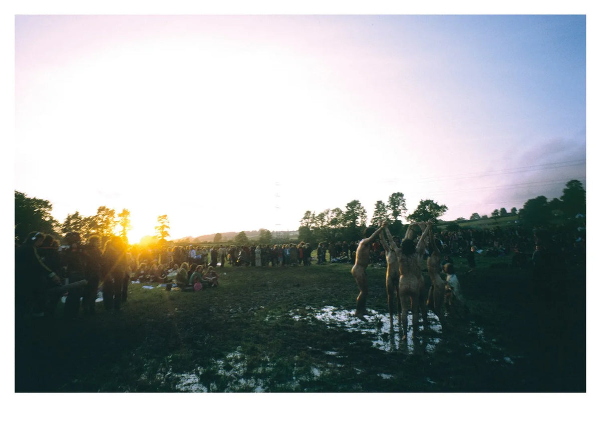 Glastonbury 1971, Robert Blomfield – The Library Project
