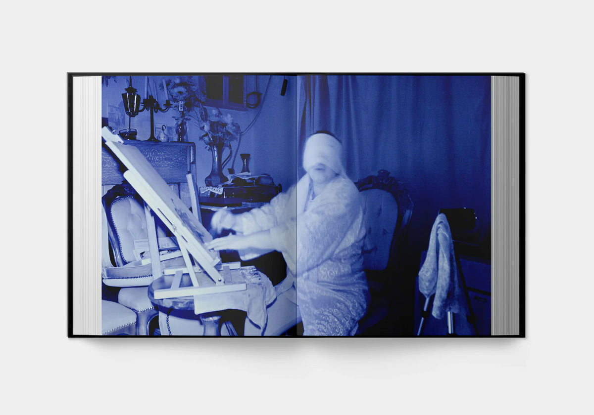 Séance, Shannon Taggart – The Library Project